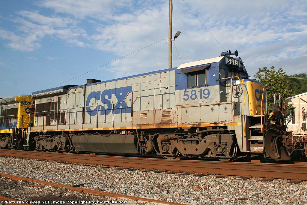CSX 5819